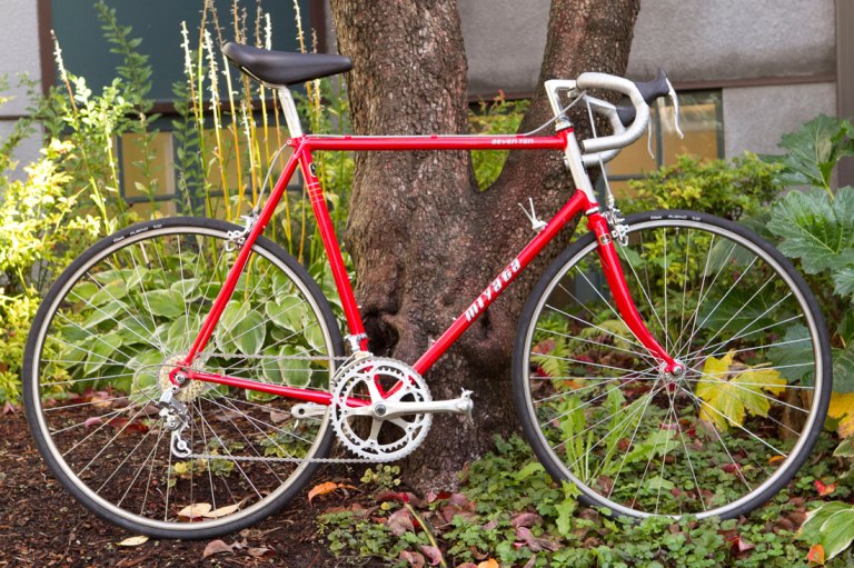 1986 Miyata 710 | The Simplicity of Vintage Cycles